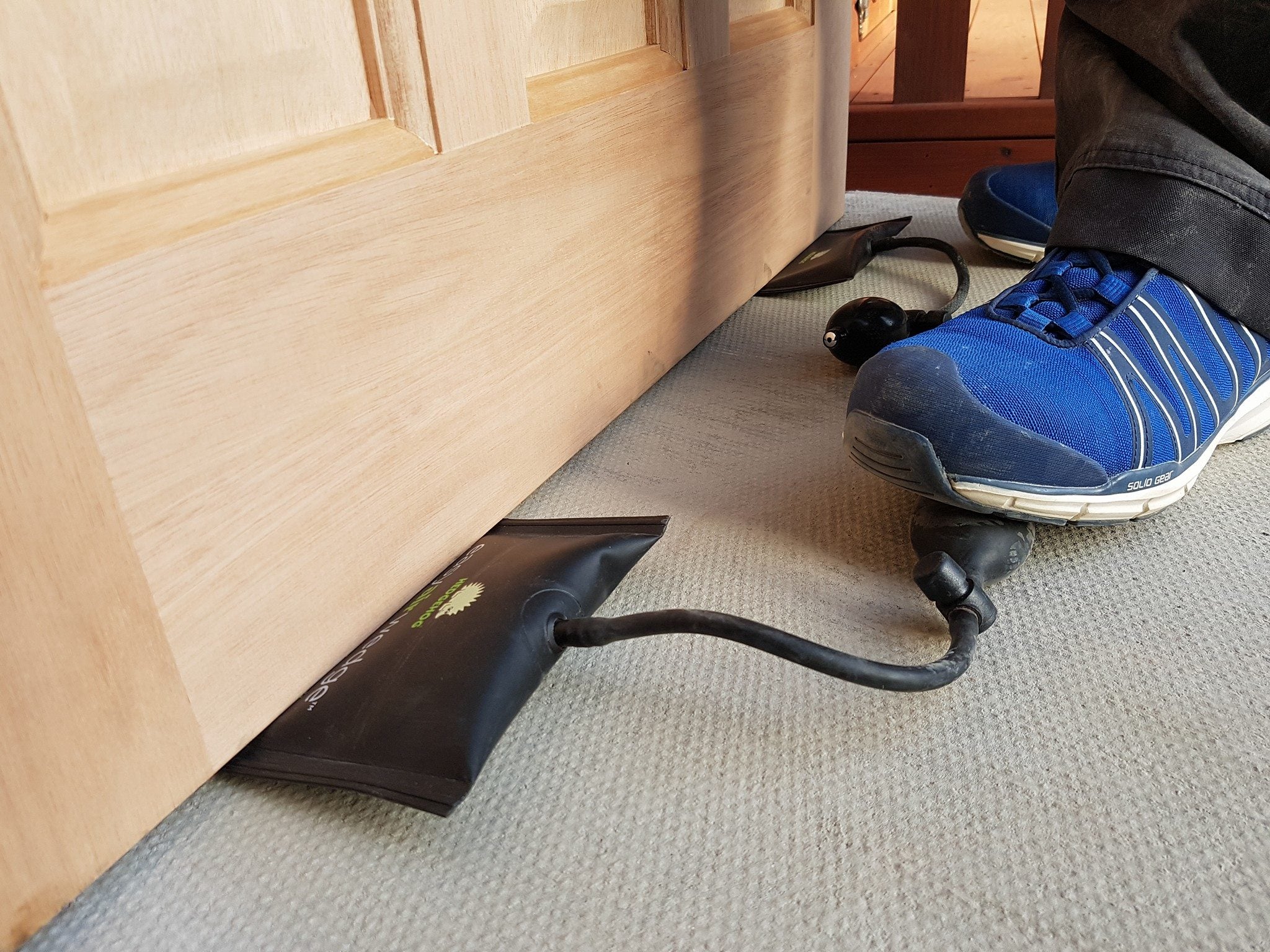 Hedgehog Easy Air Wedge - Inflatable Wedge (Pack of 1) – ToolKingUK Limited